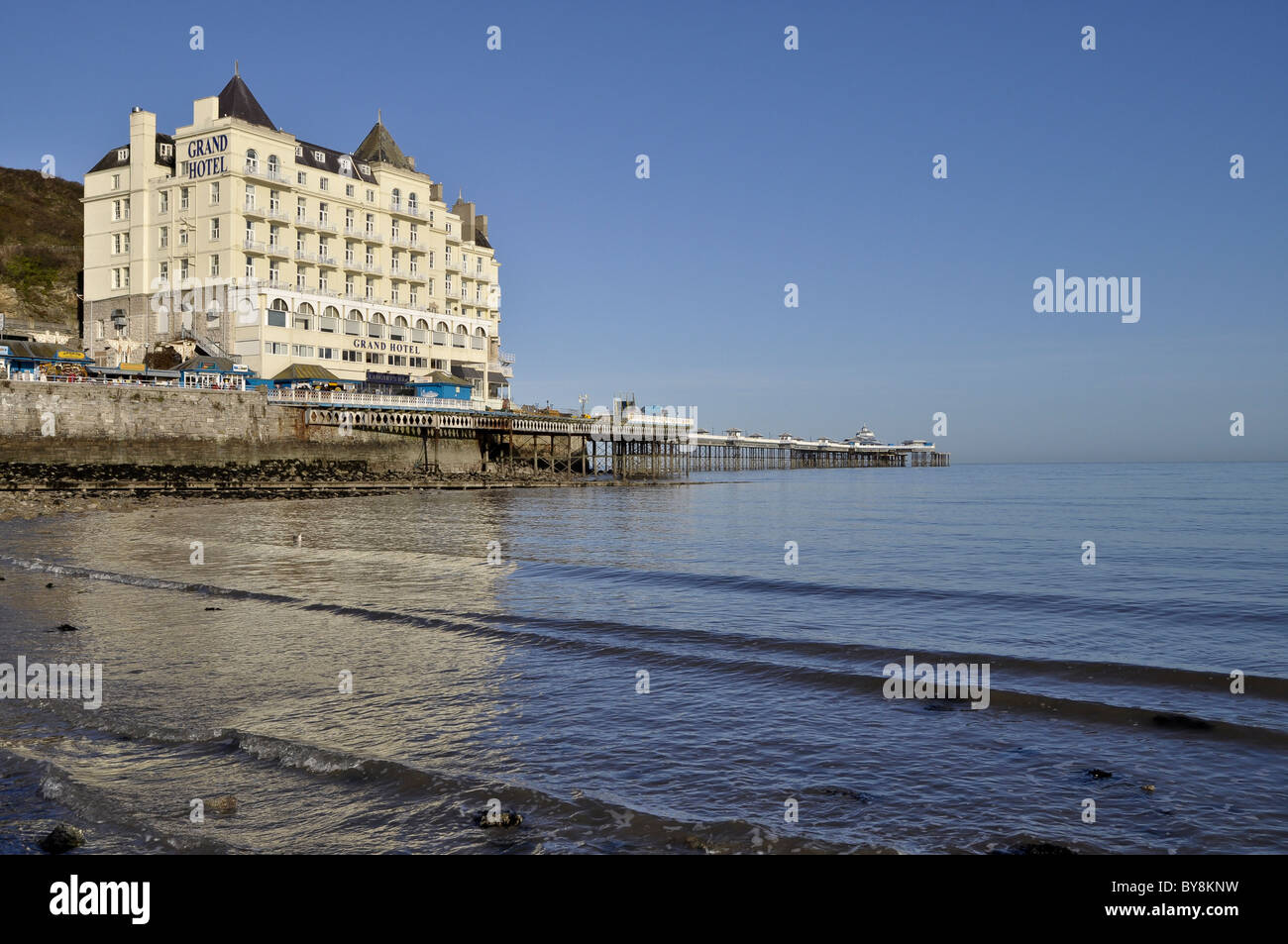 Llandudno north wales hi-res stock photography and images - Alamy