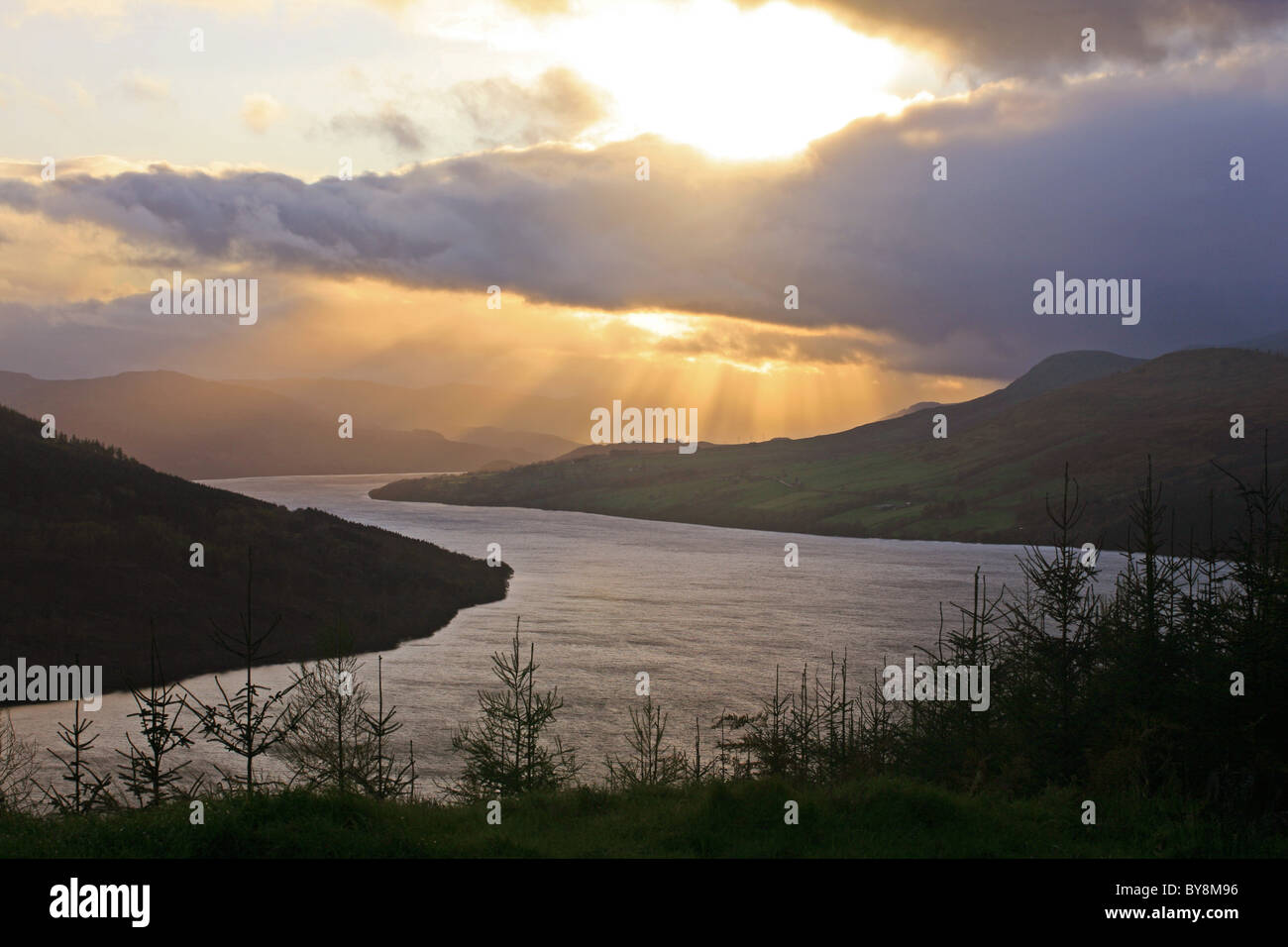 Loch tay perthshire hi-res stock photography and images - Alamy