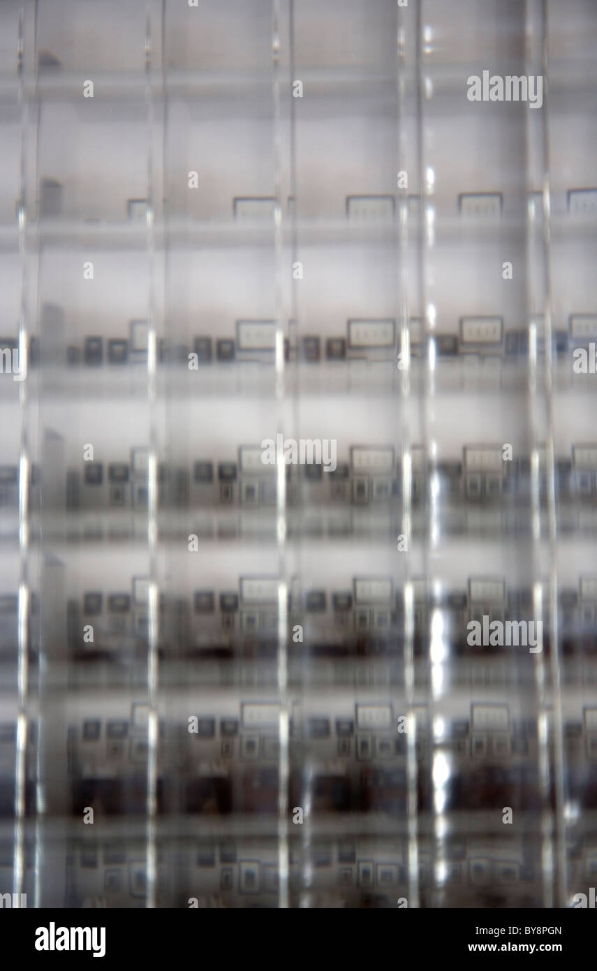 Glass bricks hi-res stock photography and images - Alamy