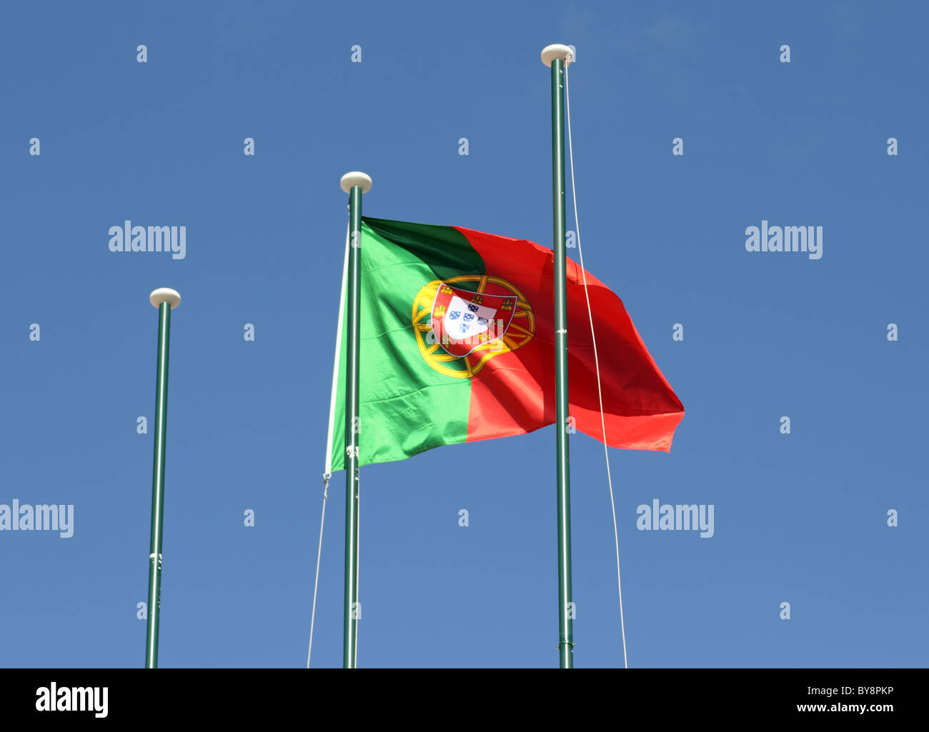 Portuguese shield hi-res stock photography and images - Alamy