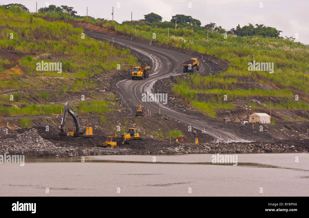 PANAMA - Construction on bank of Panama Canal to widen canal Stock ...