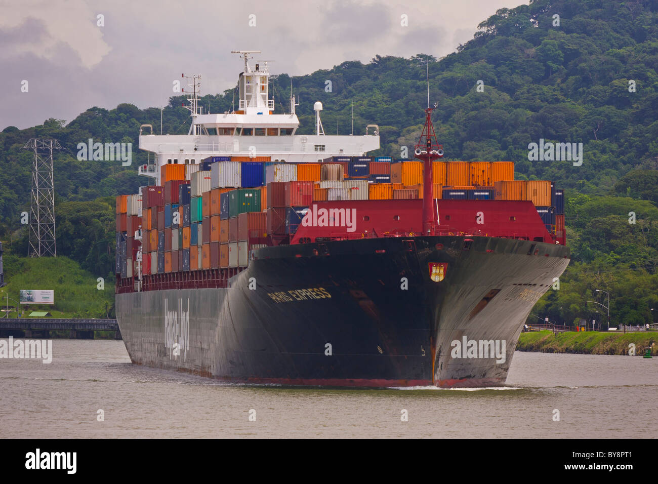 Hapag lloyd shipping containers hi-res stock photography and images - Alamy
