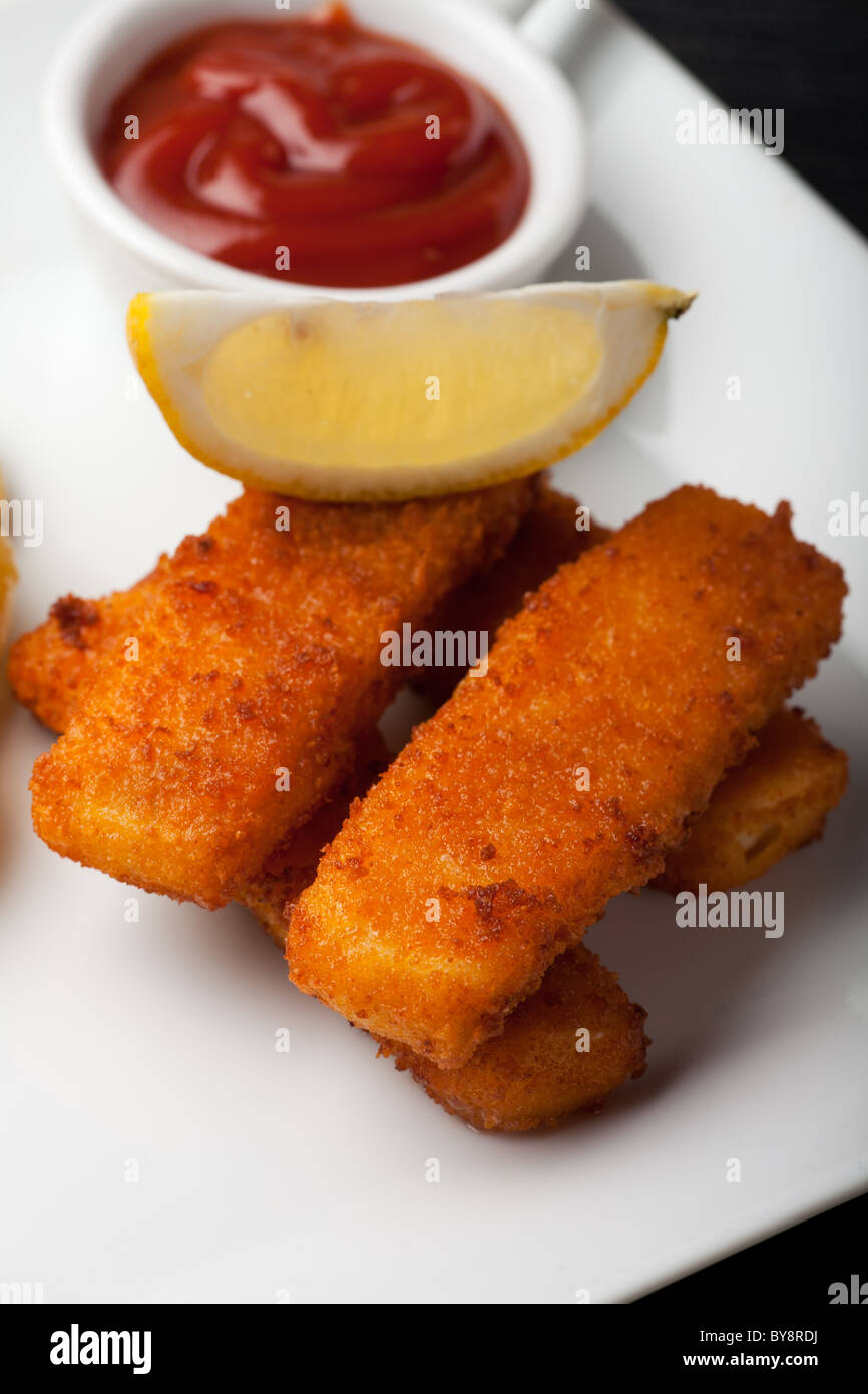 Fish finger hi-res stock photography and images - Alamy