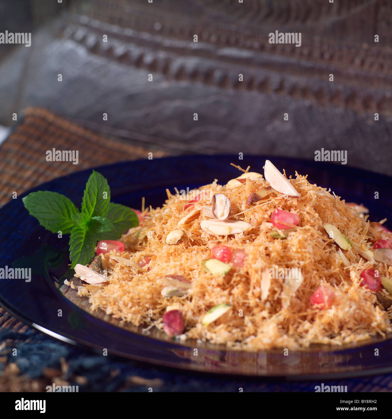 Vermicelli & Pistachio Crunch Stock Photo - Alamy