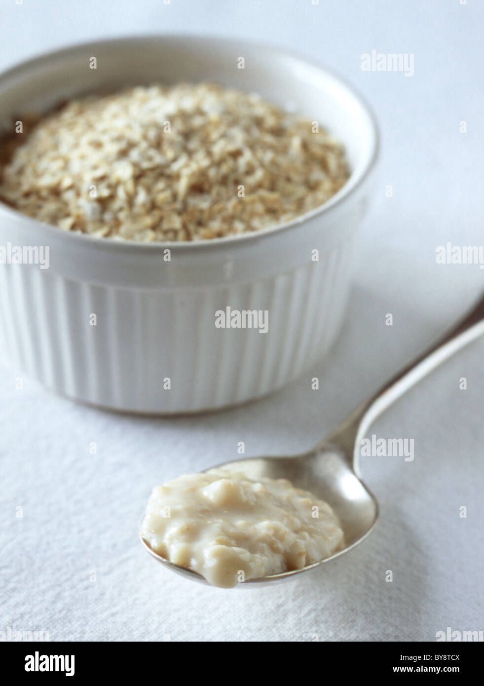Porridge and oats Stock Photo - Alamy