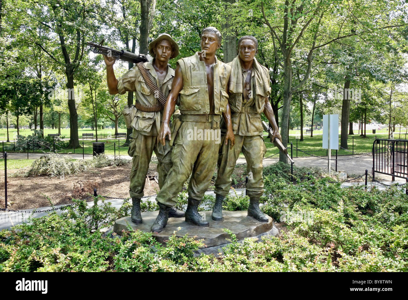 Three Service Man,Vietnam Veterans Memorial; Washington;DC;USA;America ...