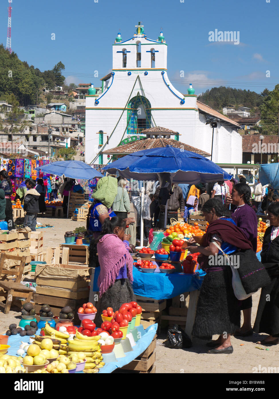 Chamulan woman on the market of San Juan Chamula near San Cristobal ...