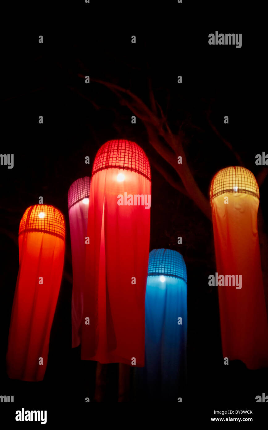 Red lanterns with dark sky hi-res stock photography and images - Alamy
