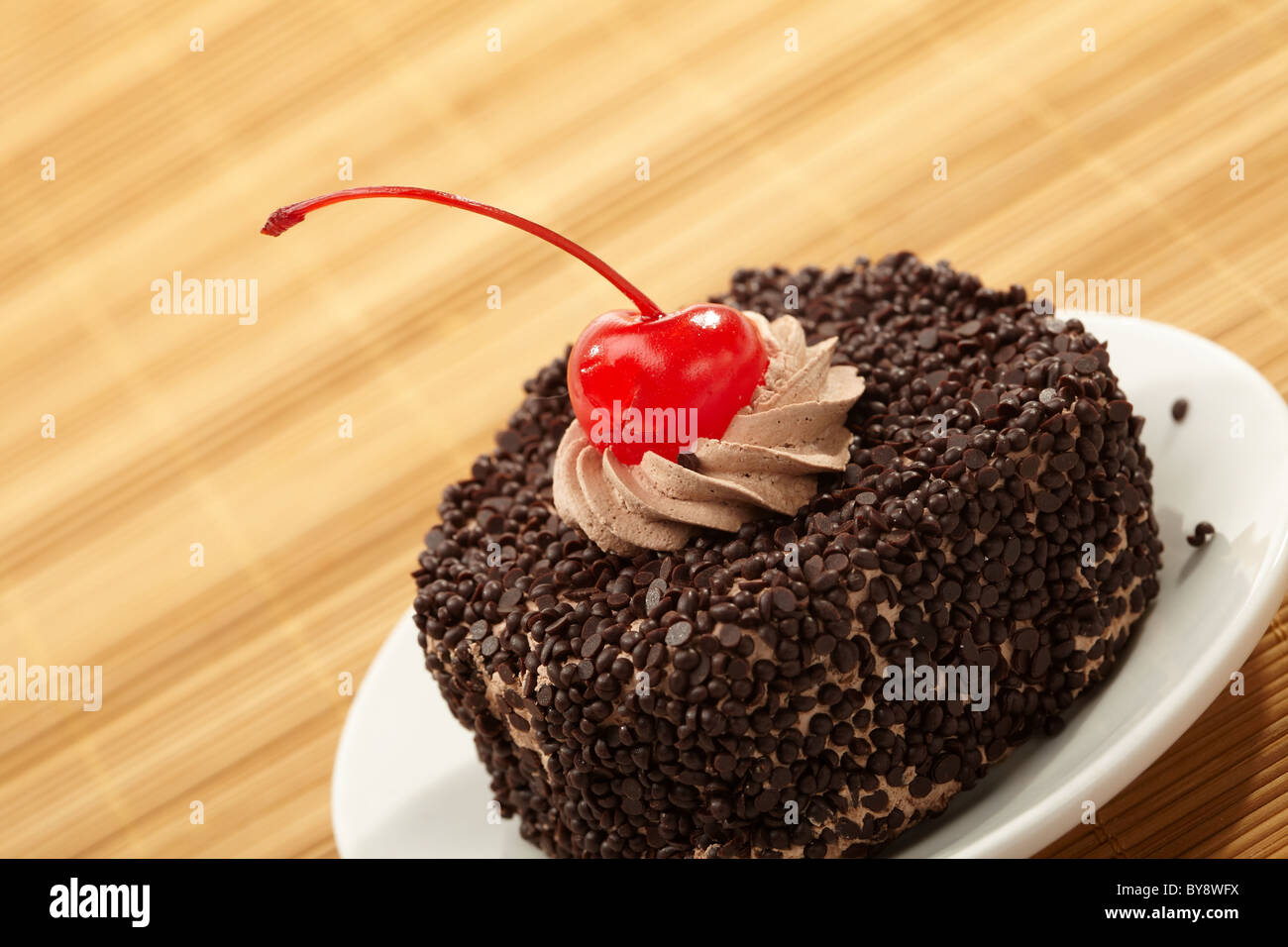 Sponge pastry hi-res stock photography and images - Alamy