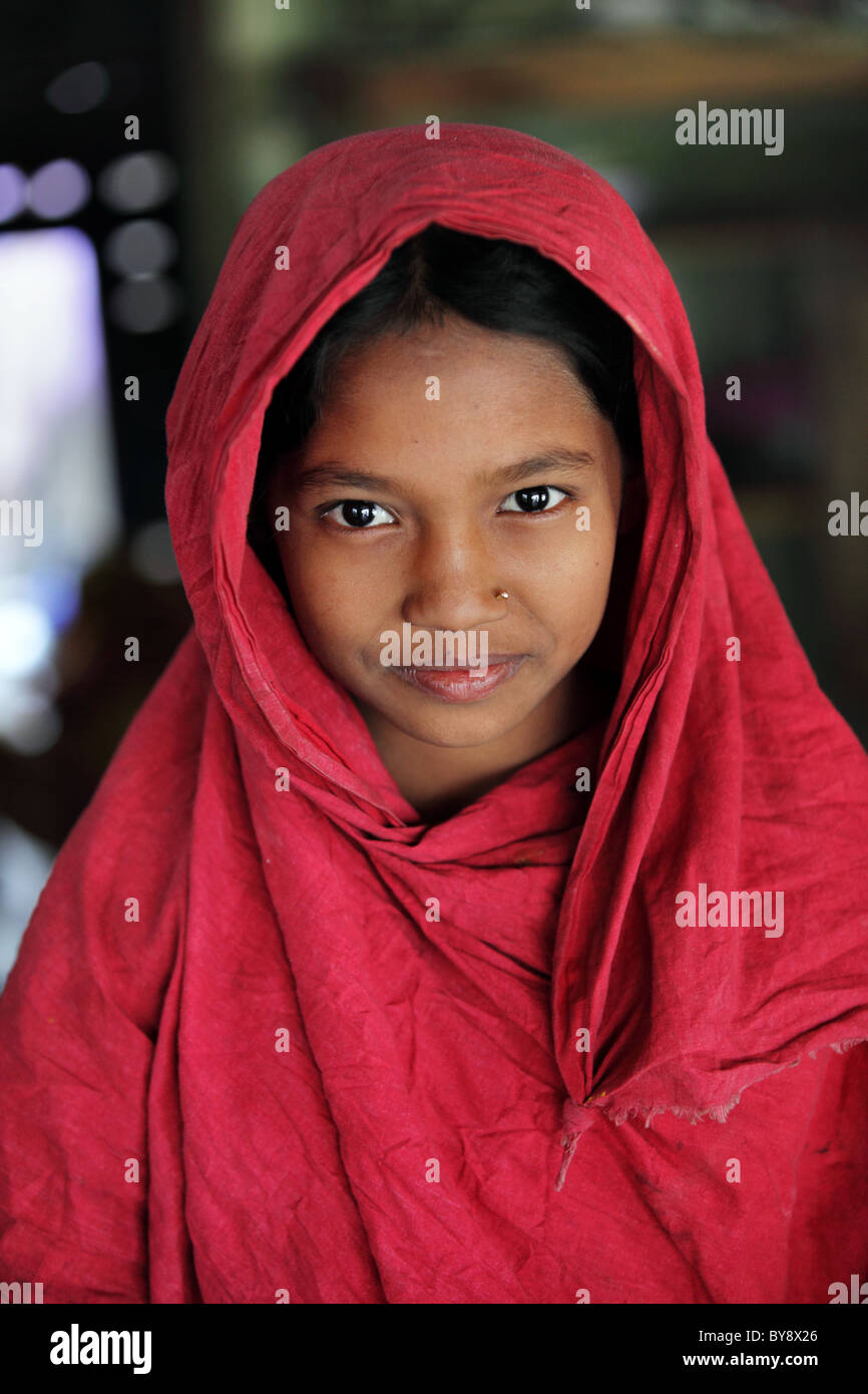 Bangladesh teen hi-res stock photography and images - Alamy