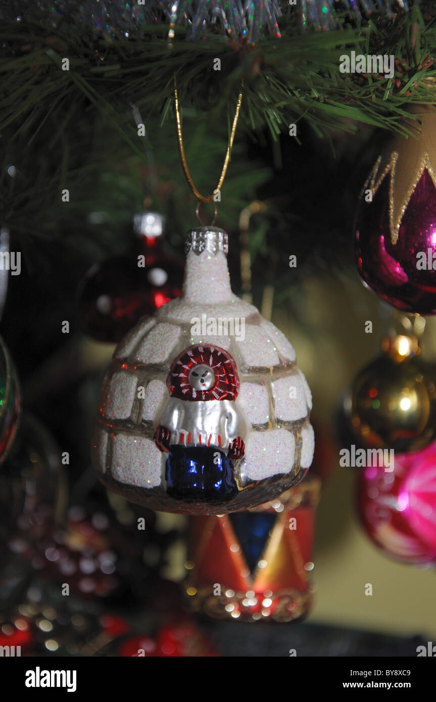 Glass Igloo Christmas Tree Decoration Stock Photo - Alamy