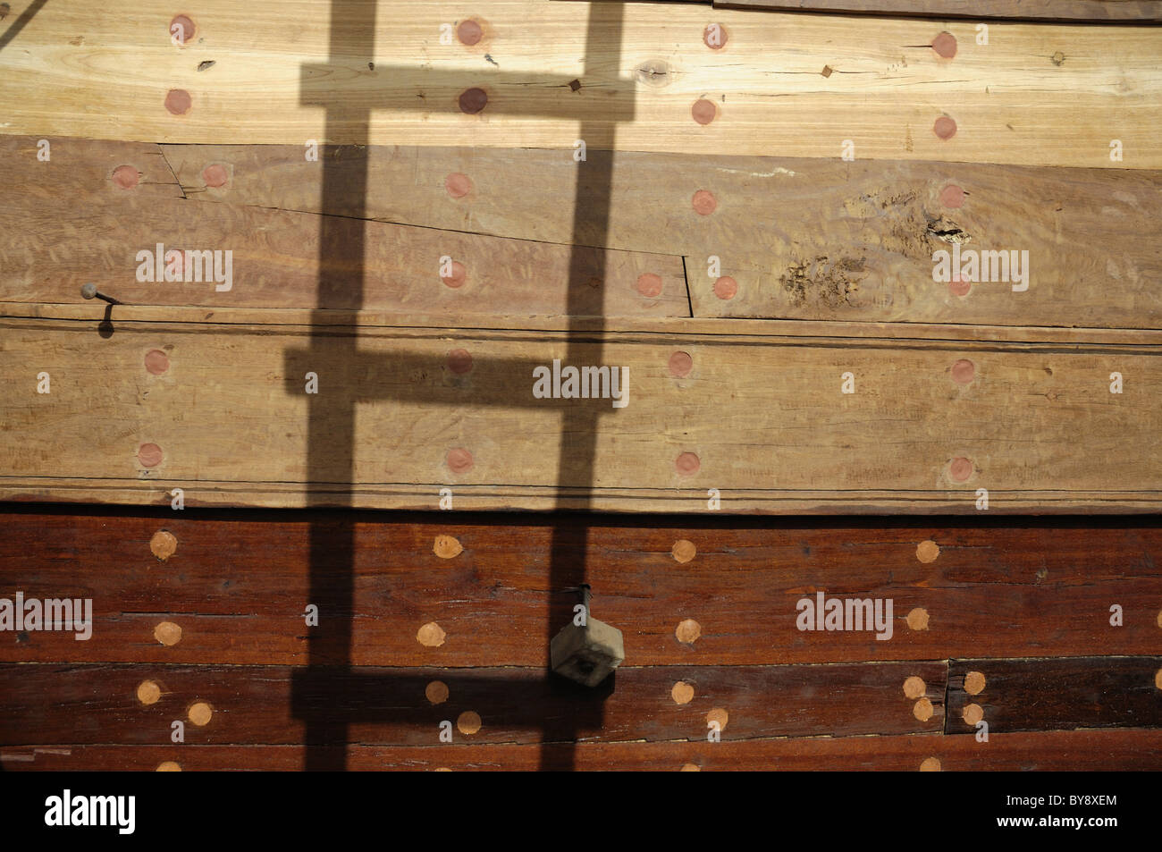 Traditional shipbuilding in Mandvi (Kutch, India). The ships here are ...