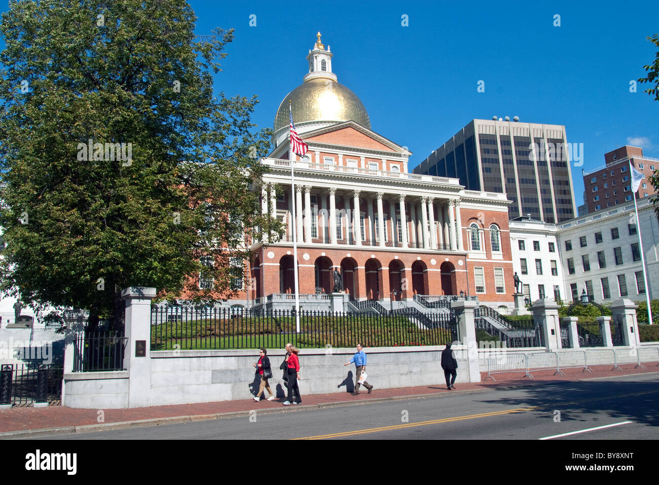 Massachusetts state capitol hi-res stock photography and images - Alamy