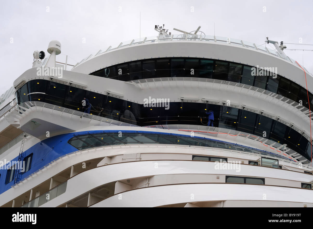 Maintenance Workers Cleaning A Cruise Ship's Bridge Stock Photo - Alamy