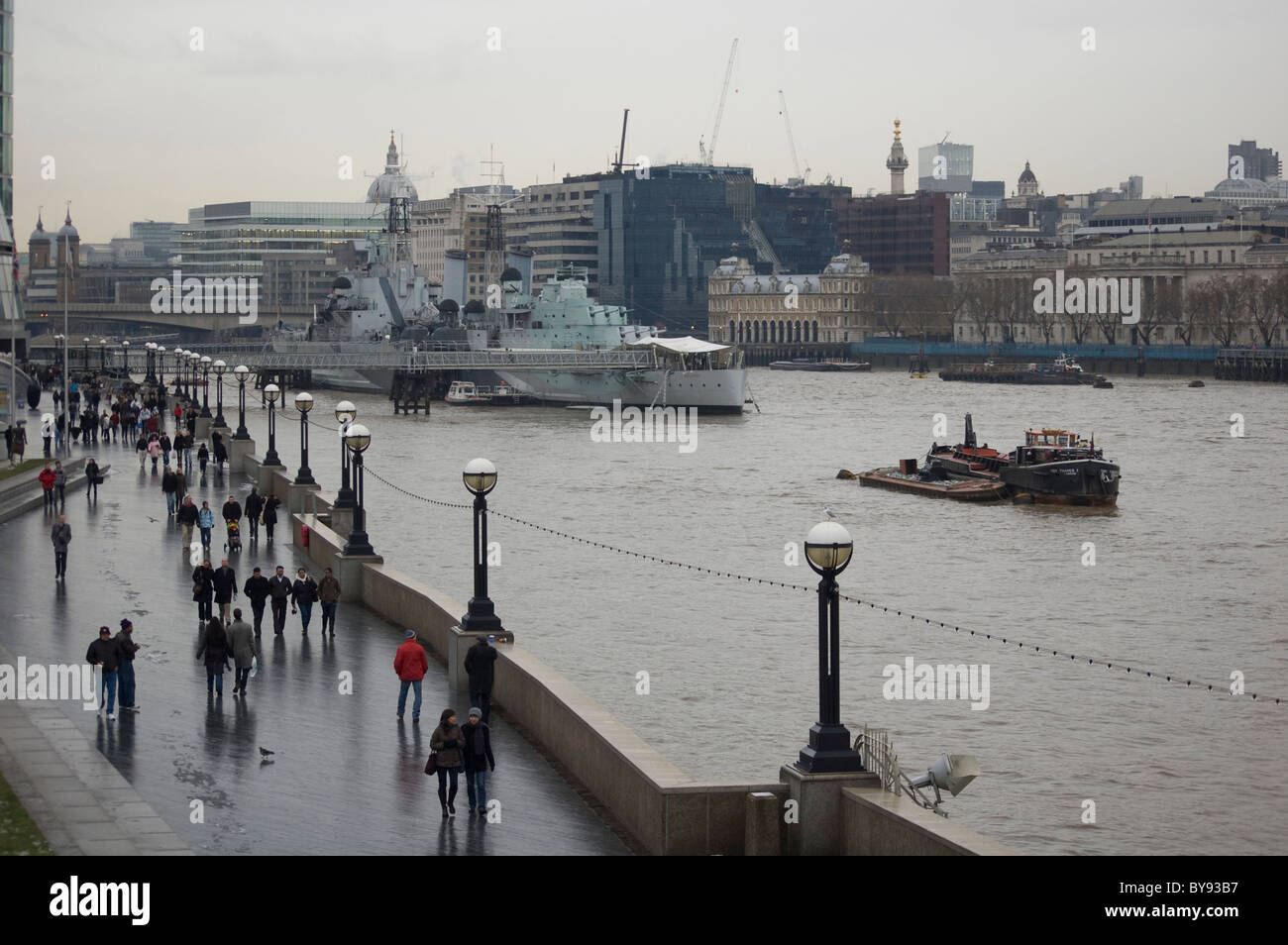 The Queen's Walk (view from Tower Bridge), London Stock Photo - Alamy