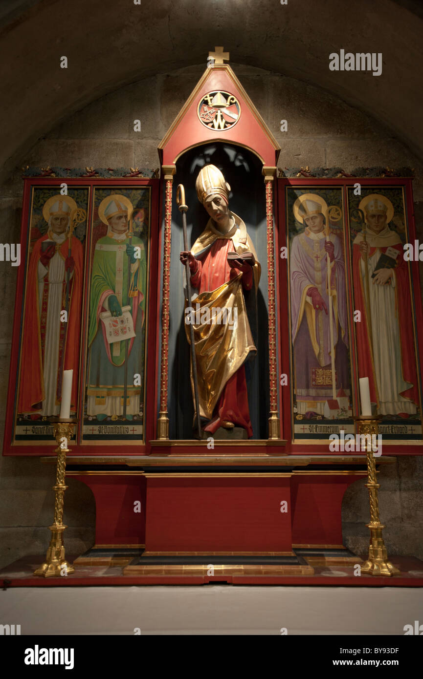Regensburg cathedral interior hi-res stock photography and images - Alamy