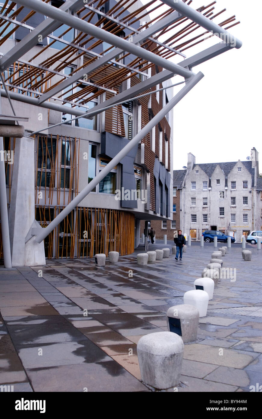 Modern architecture of the Scottish Parliament Buildings in Edinburgh ...