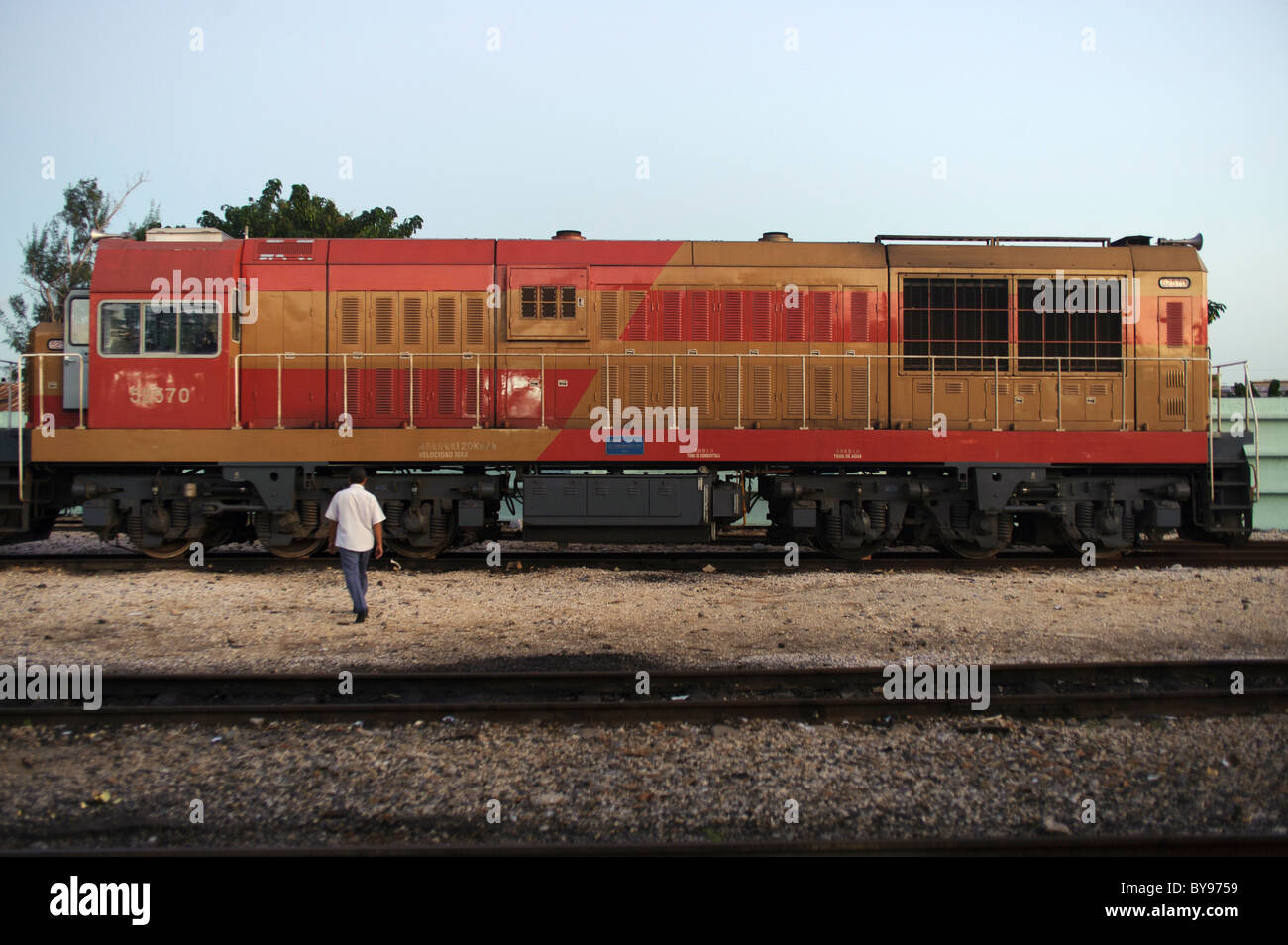 Cuban railway hi-res stock photography and images - Alamy