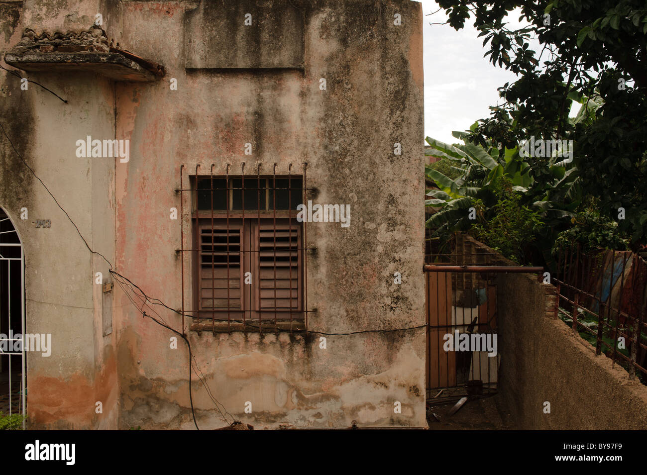 Cuban house hi-res stock photography and images - Alamy
