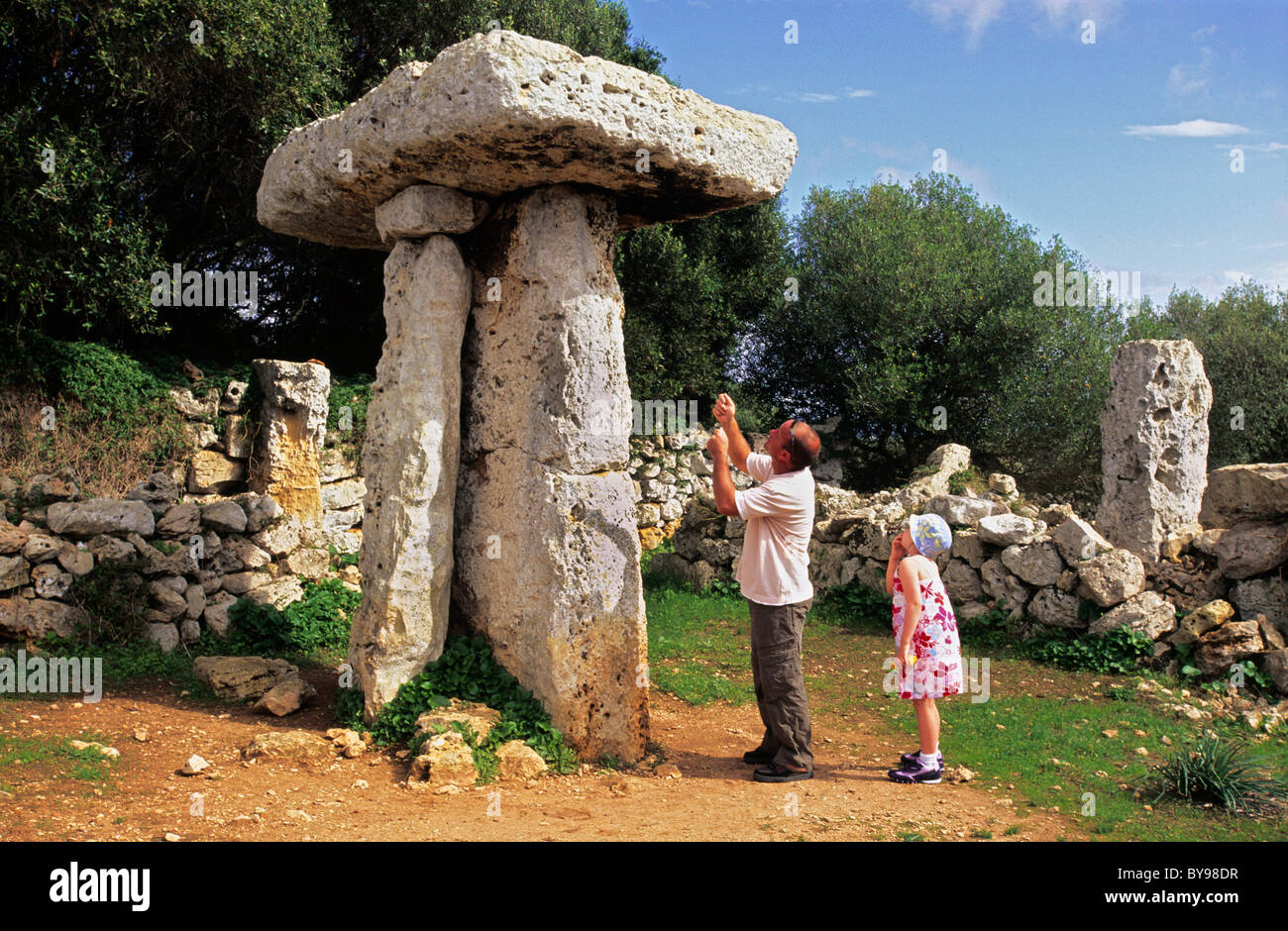 Neolithic building hi-res stock photography and images - Alamy