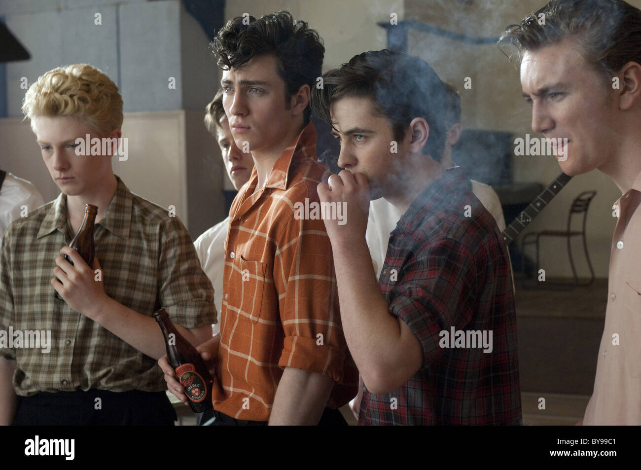 Smoking teddy boy hi-res stock photography and images - Alamy