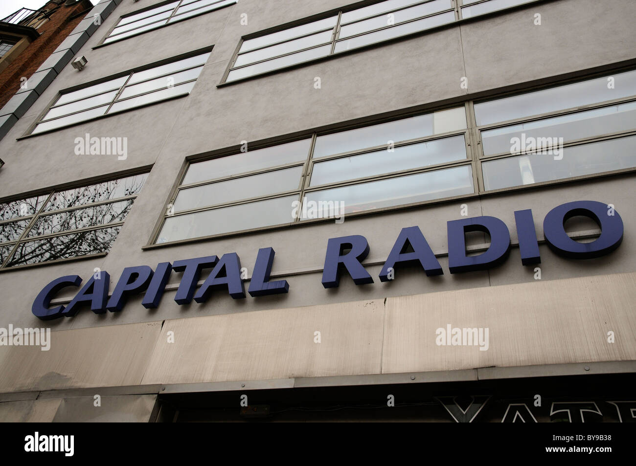 Capital radio london hi-res stock photography and images - Alamy