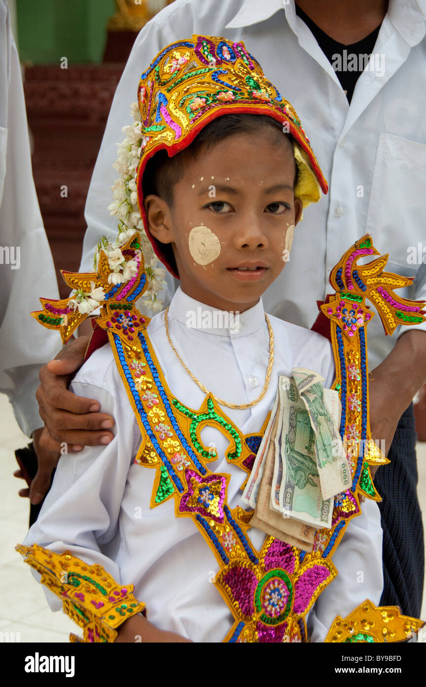 Myanmar (aka Burma), Yangon (aka Rangoon). Stupa Shewedagon. Novication ...