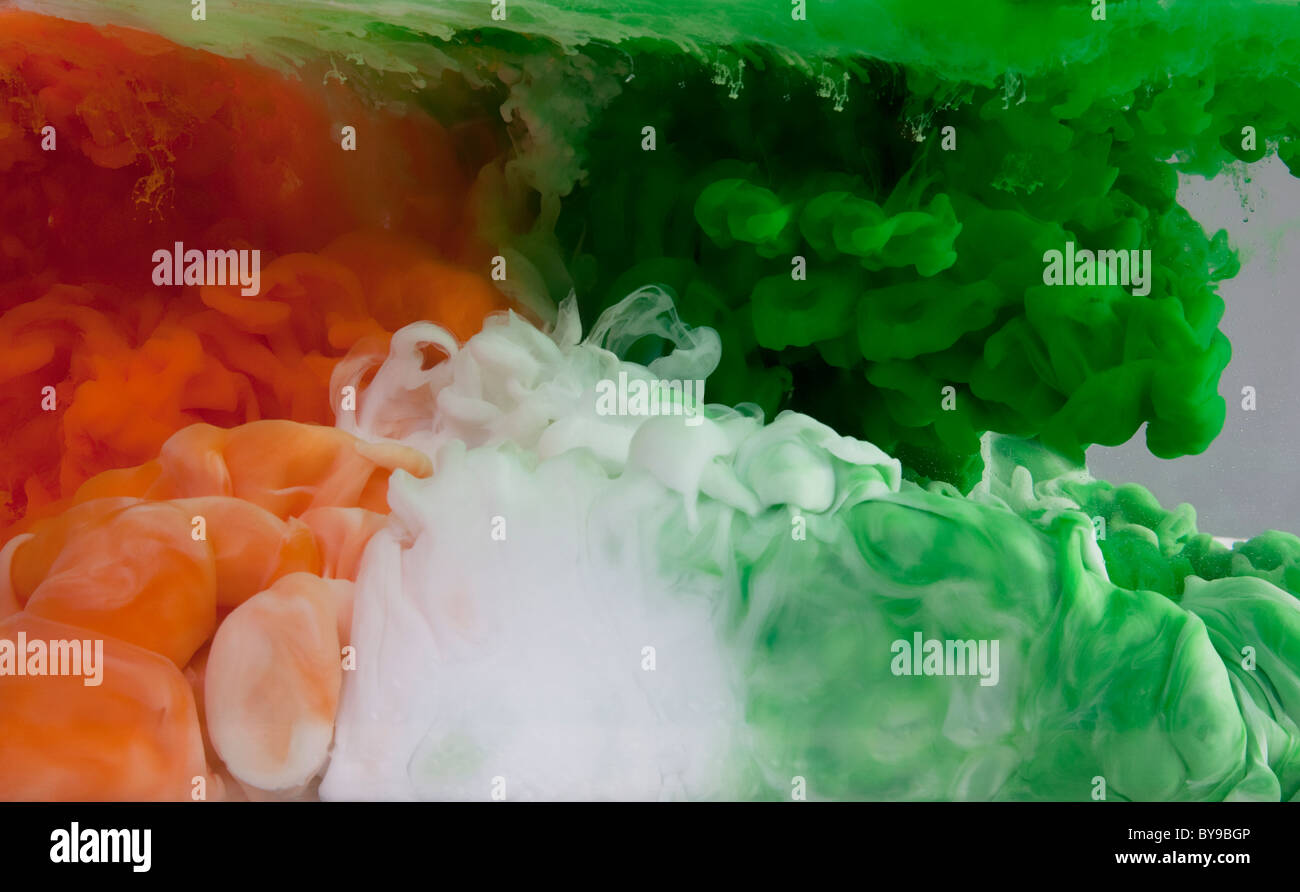 Paint dissolving in water Stock Photo - Alamy