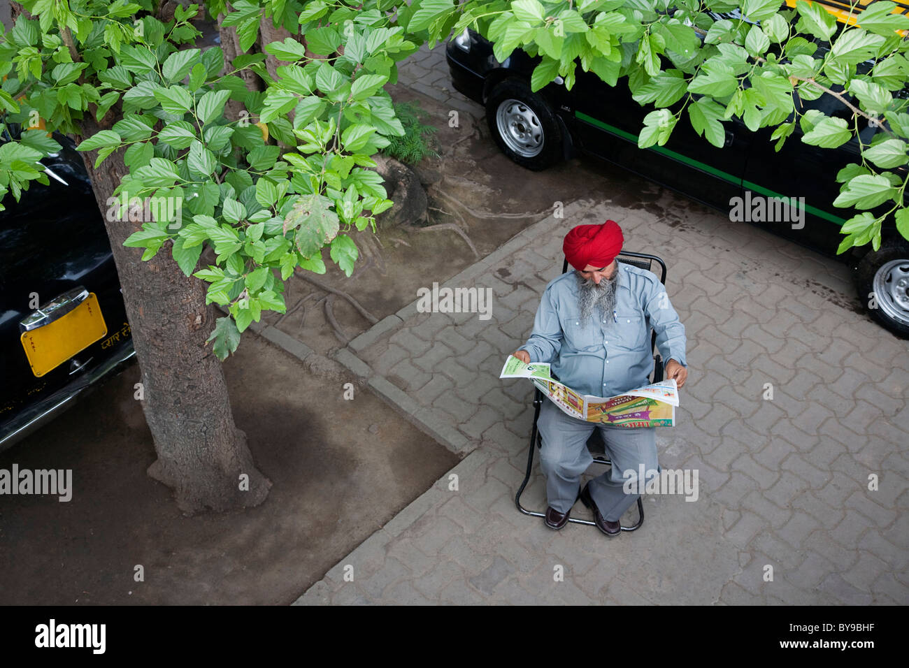 Indian taxi driver from hi-res stock photography and images - Alamy