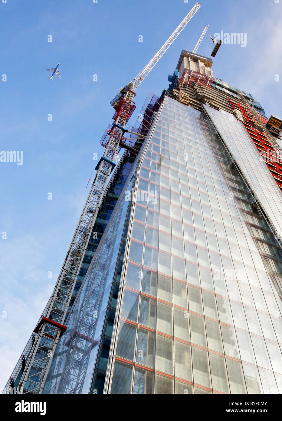 London under hi-res stock photography and images - Alamy