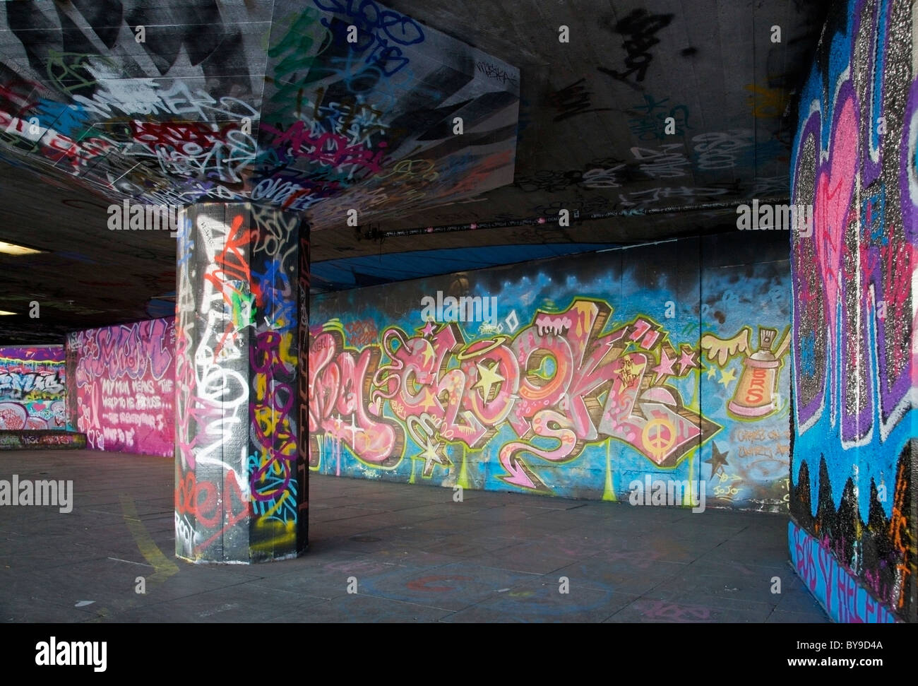 Graffiti art at skateboard park underneath South Bank center, London ...