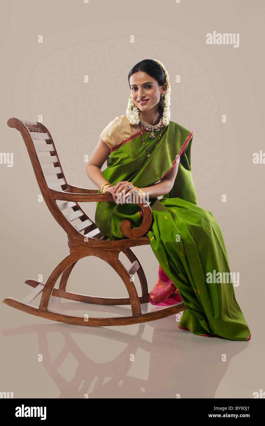 Woman in traditional indian attire hi-res stock photography and images ...