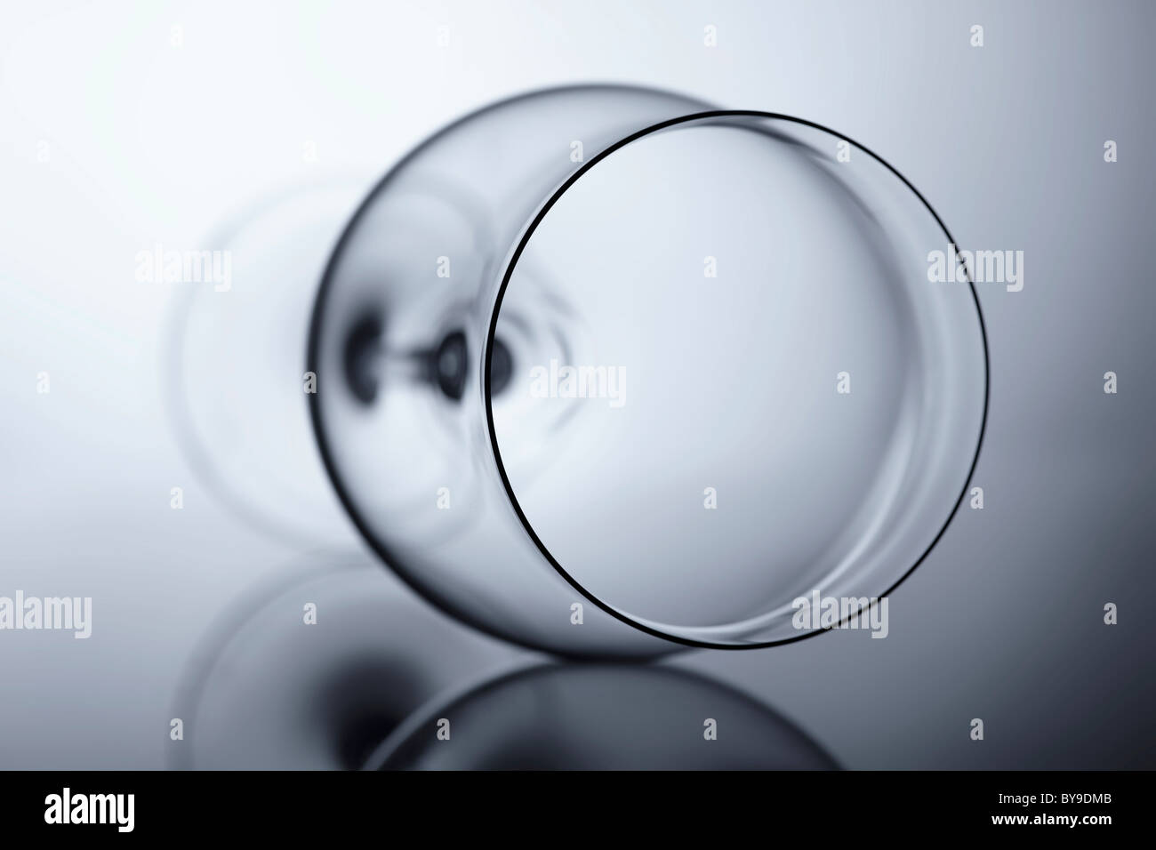 Reflective surface hi-res stock photography and images - Alamy