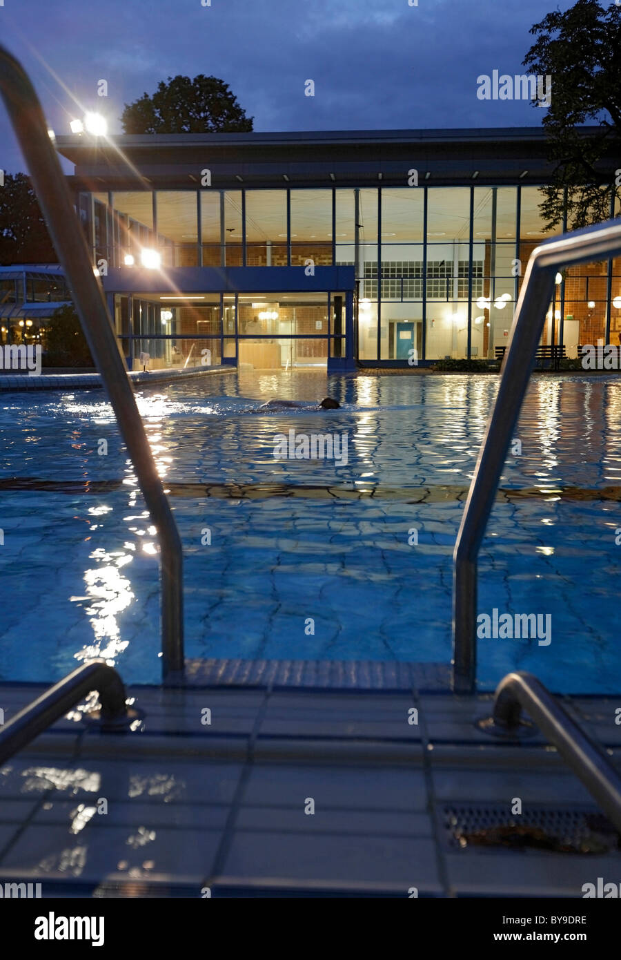 Indoor and outdoor pools hi-res stock photography and images - Alamy