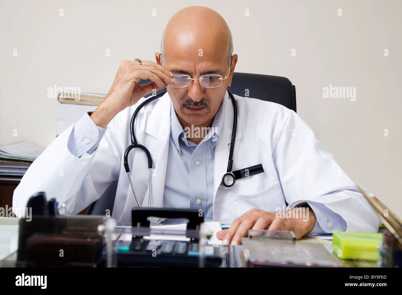 Observation report hi-res stock photography and images - Alamy