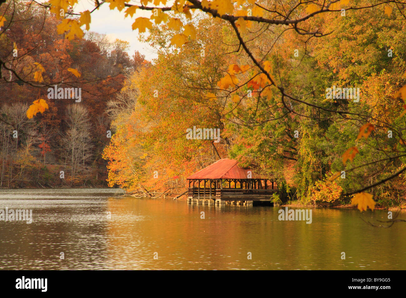 Standing Stone Lake, Standing Stone State Park, Hilham, Tennessee, USA ...