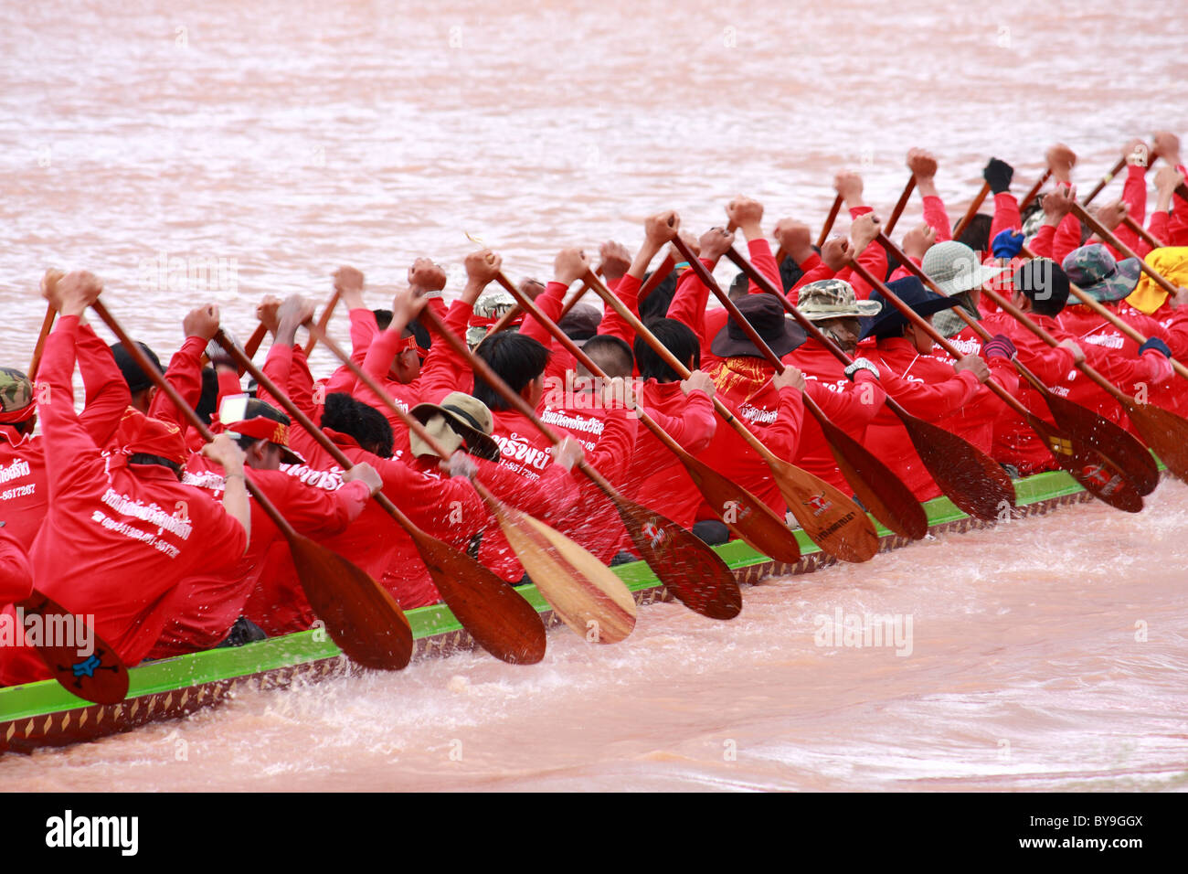 Long boat races thailand hi-res stock photography and images - Alamy