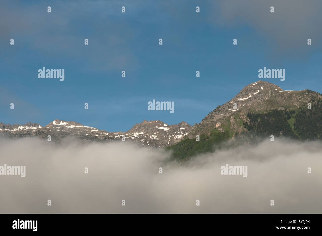 National cloud hi-res stock photography and images - Alamy