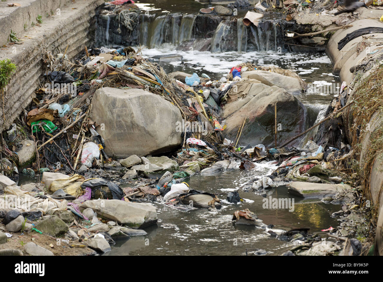 Plastic pollution river hi-res stock photography and images - Alamy