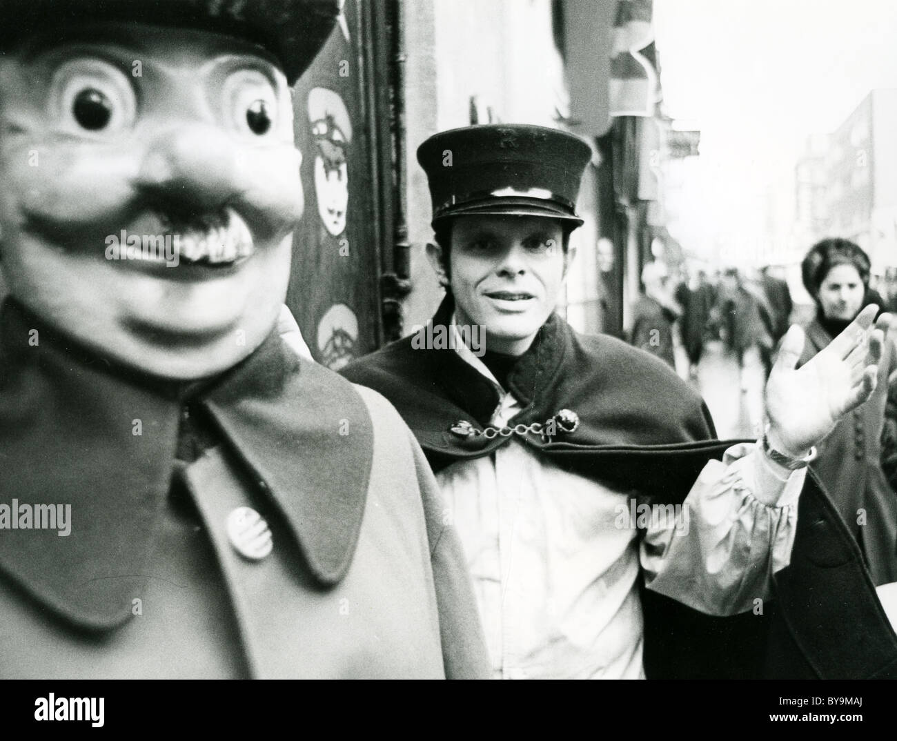 DEL SHANNON (1934-1990) US pop singer at a Carnaby Street boutique in ...