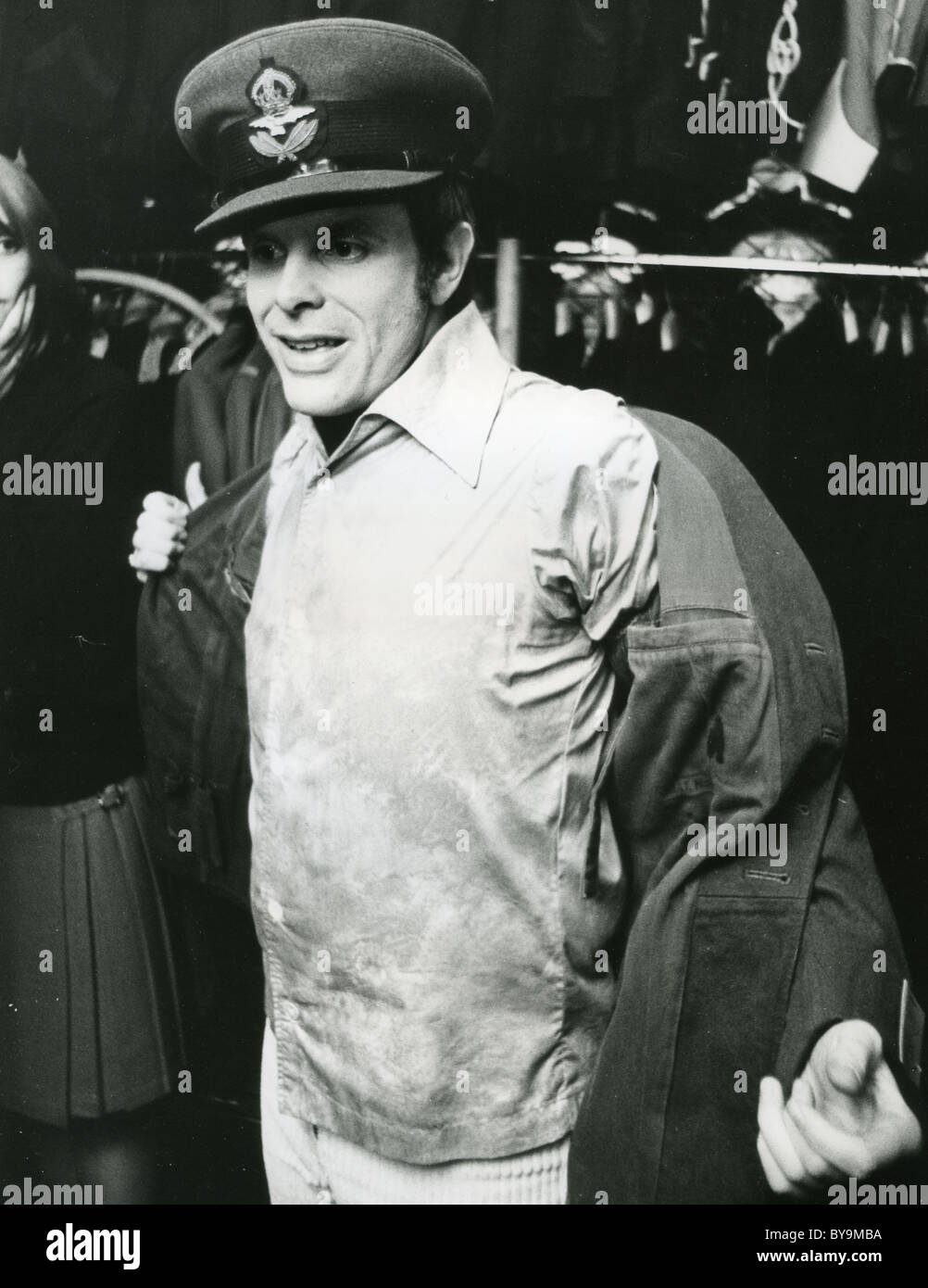 DEL SHANNON (1934-1990) US pop singer at a Carnaby Street boutique in ...