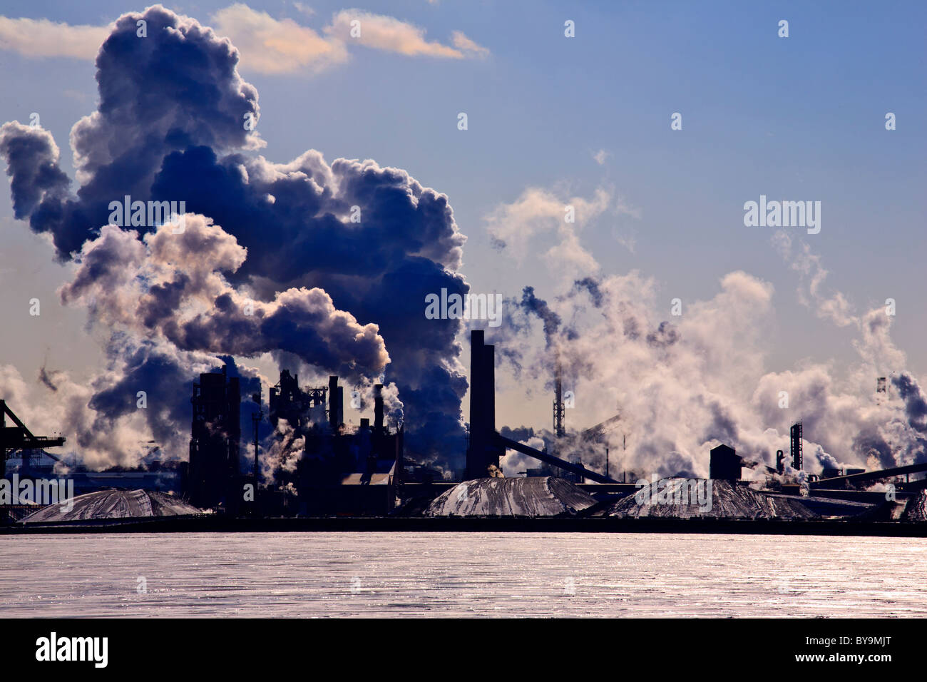 Steel mill hamilton ontario hi-res stock photography and images - Alamy