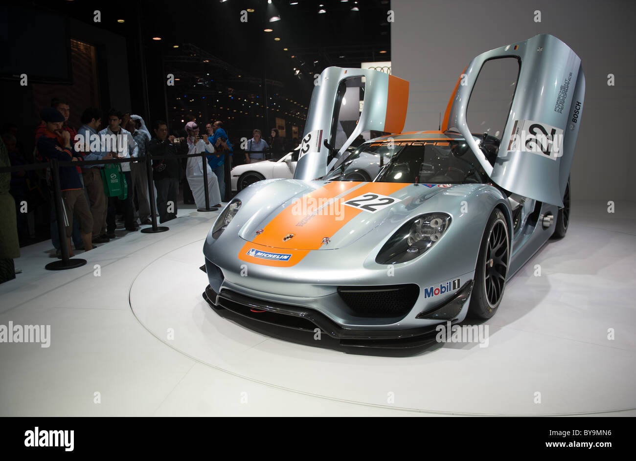 The 918 RSR Porsche hybrid racing car on show at the Qatar Motorshow ...