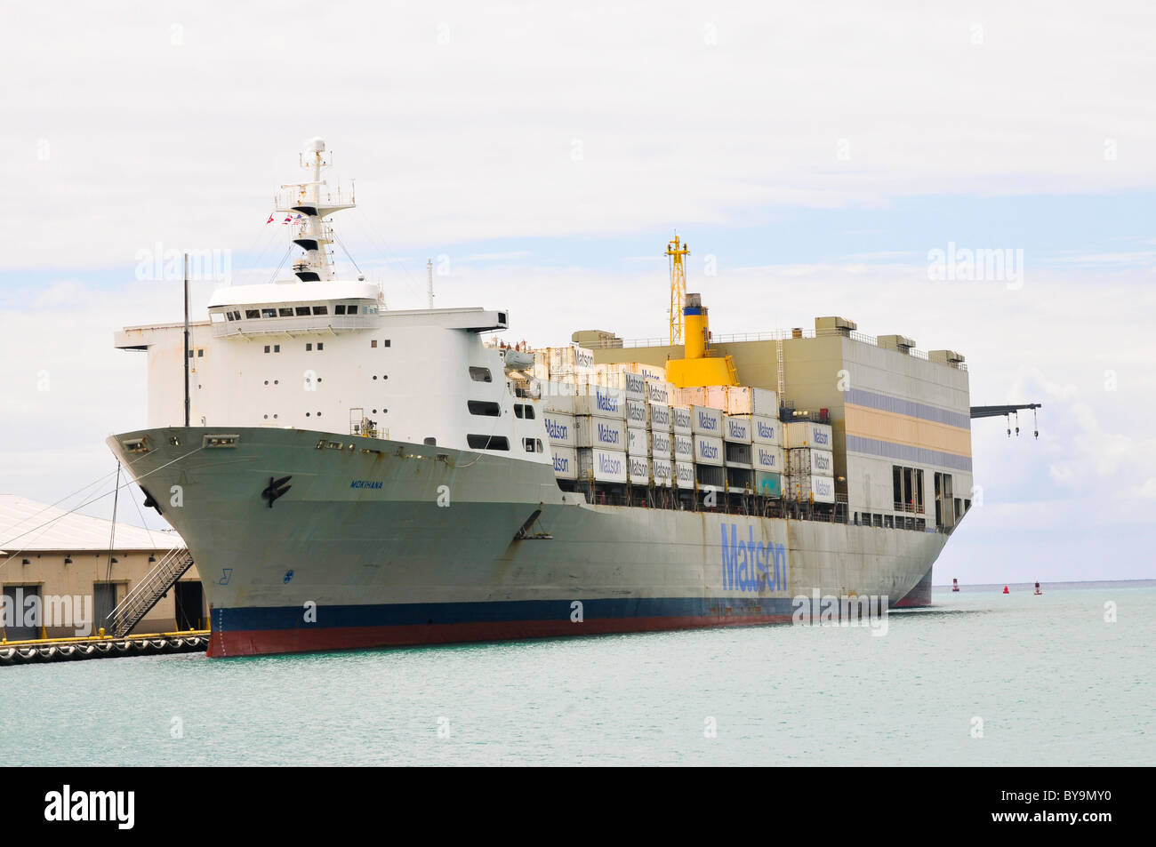 Ship in Honolulu Hawaii Harbor Area Oahu Pacific Ocean Stock Photo - Alamy