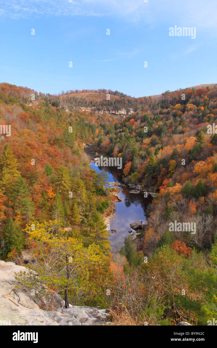 Cumberland river tennessee gorge hi-res stock photography and images ...