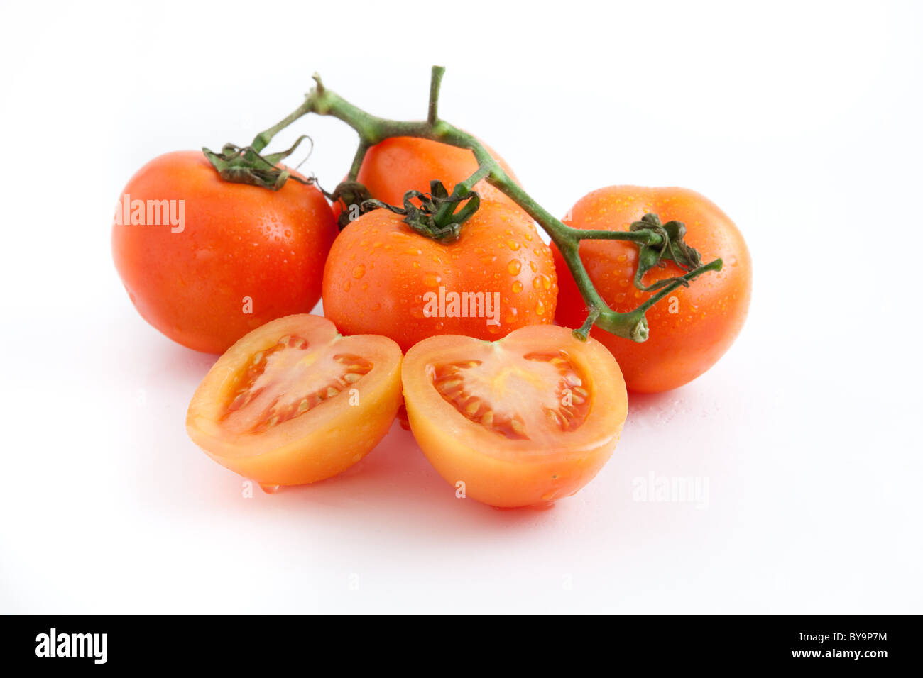Fresh vine tomatoes hi-res stock photography and images - Alamy