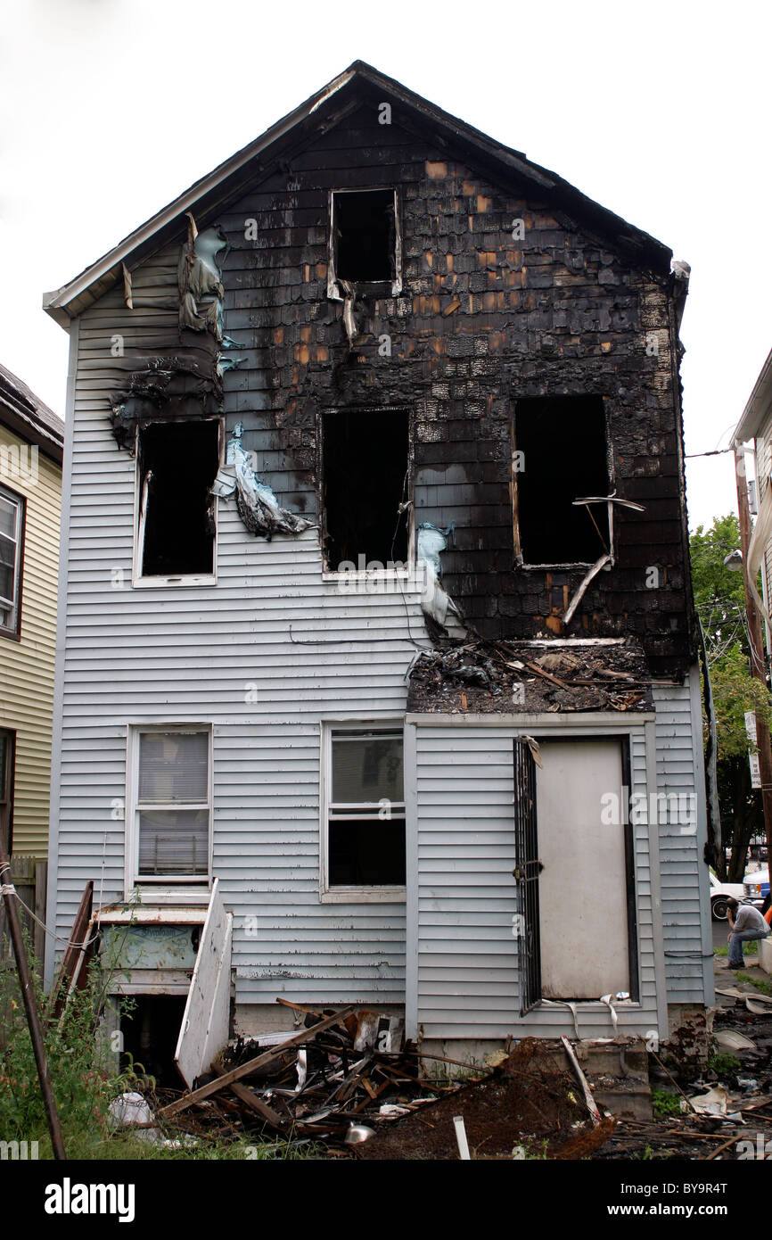 Wood framed house destroyed by fire in New jersey Stock Photo - Alamy