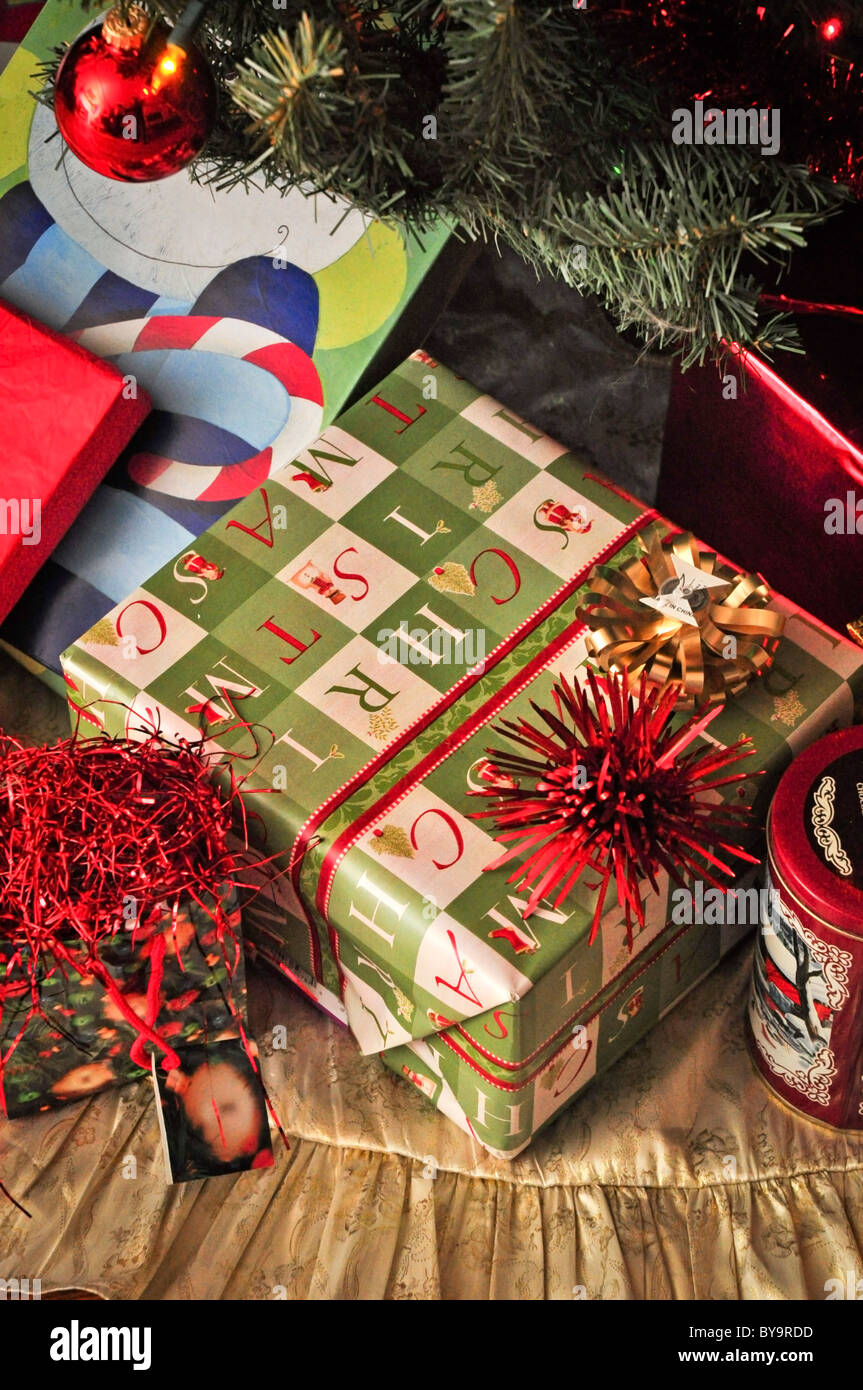 Presents wrapped and under a christmas tree hi-res stock photography ...