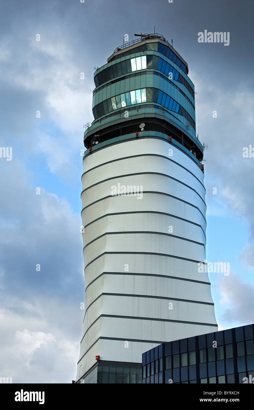 Control tower at international airport hi-res stock photography and ...