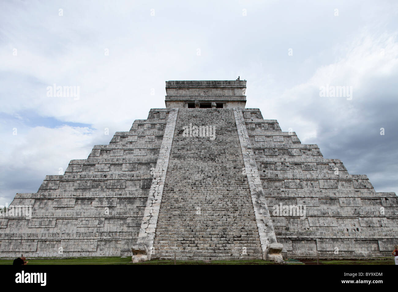 STEEP STONE STAIRS OF THE CASTLE, MAYAN RUINS AT CHICHEN ITZA, MEXICO ...